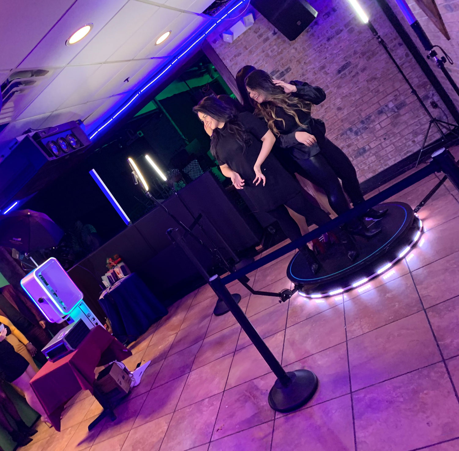 360Party: Beleef magische momenten met onze 360 videobooth